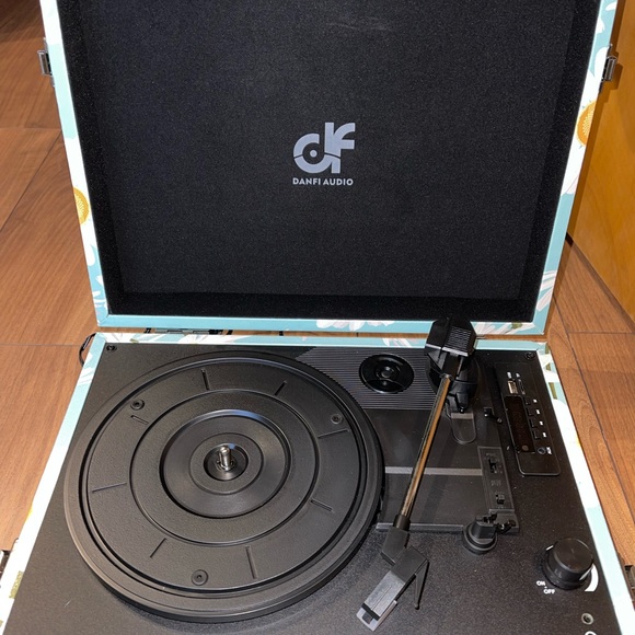 danfi audio df | Other | Vinyl Record Player | Poshmark